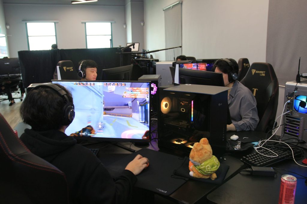 Creative Contest Photos – Volta PC – Home of Custom PC and Laptops