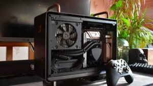 Small Form Factor PC: The Ultimate Guide to Compact Computing – Volta ...